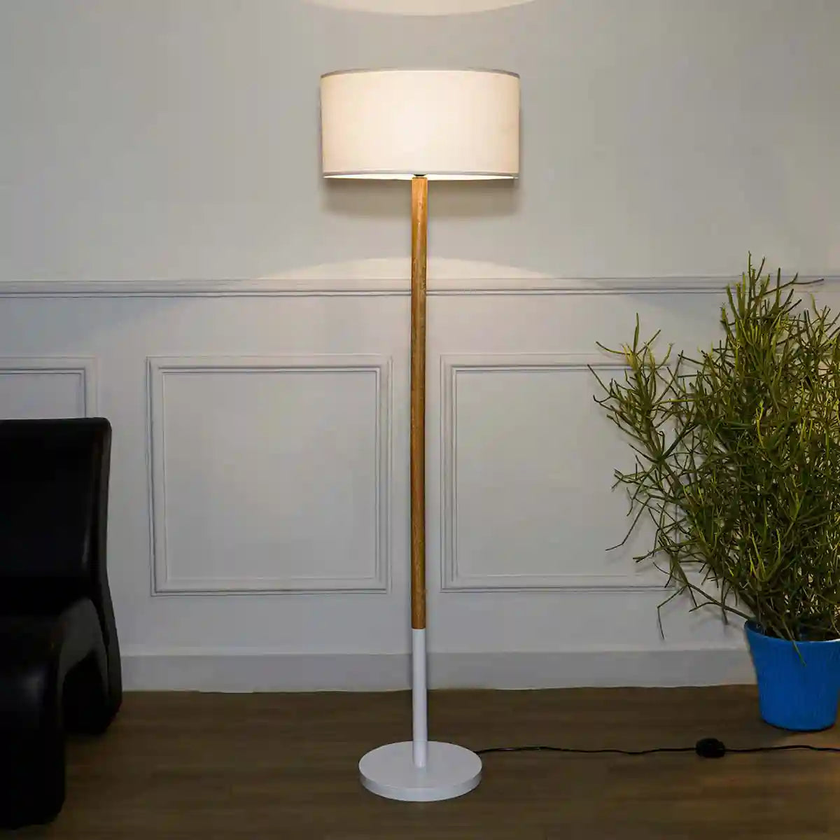 UNICOR Fusion Floor Lamp With White Cotton Shade – KAPOOR-E-ILLUMINATIONS PRIVATE LIMITED